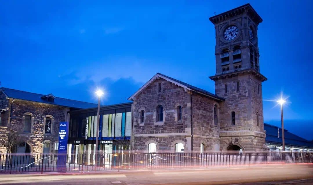 Explore Derry: The Ultimate Guide to the Walled City | Causeway Coast ...