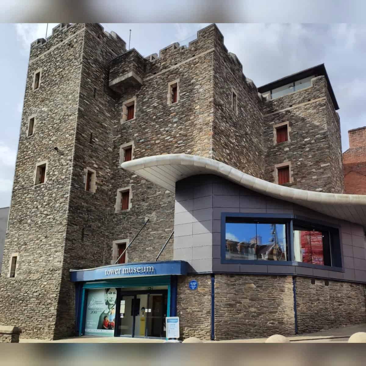 Explore Derry: The Ultimate Guide to the Walled City | Causeway Coast ...